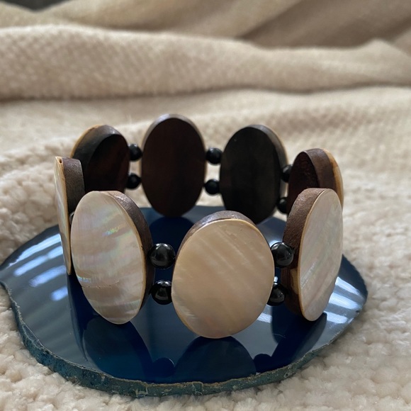 Jewelry | Illuminating Seashell Elastic Bangle Bracelet | Poshmark
